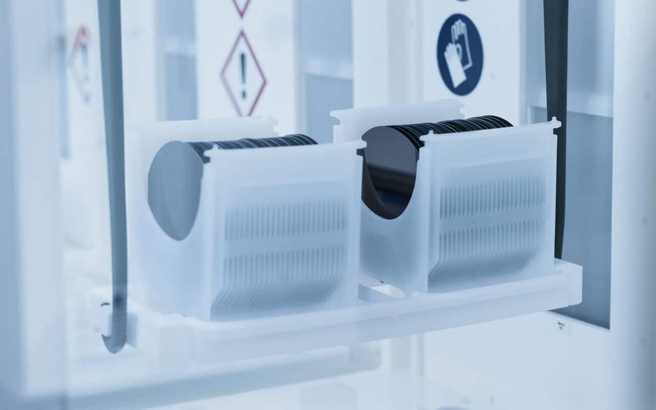 GigaStep - Semi-automatic modular wet bench